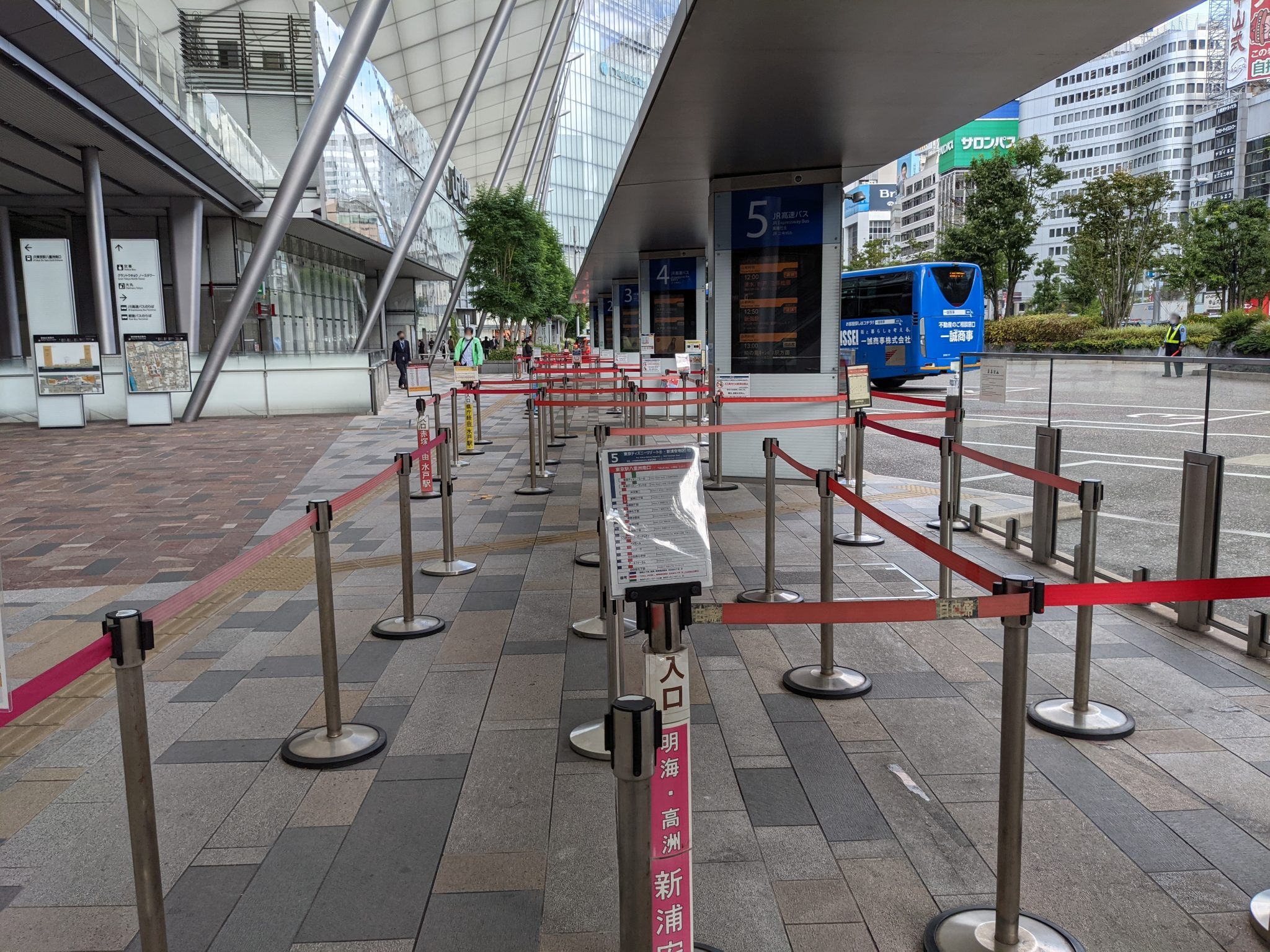 How to ride the bus from Tokyo to Kawaguchiko