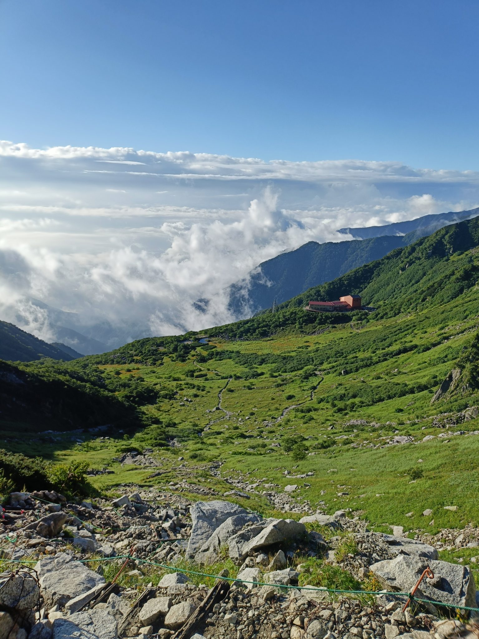 Safe for Mountain Climbing Beginners! Senjojiki Cirque & Mt. Kiso ...